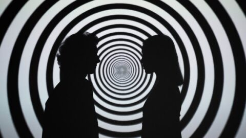 Efecto ganzfeld: qué es, cómo funciona y efectos secundarios